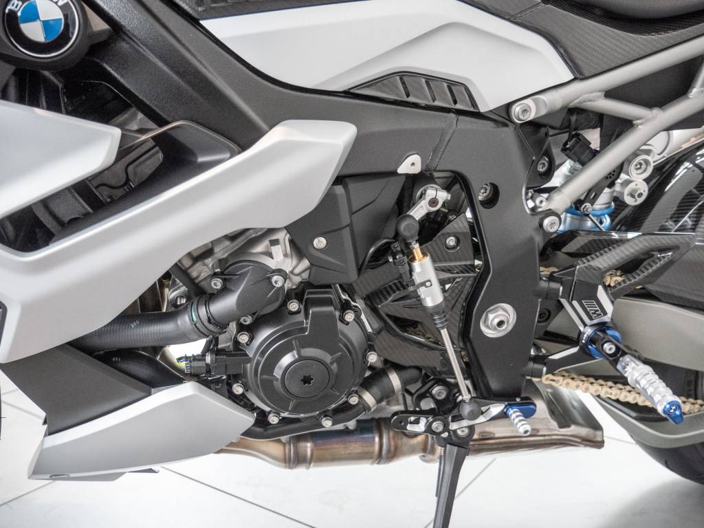 Neuwagen BMW als Motorrad in Silber für 29.160,00 € bei Riller & Schnauck